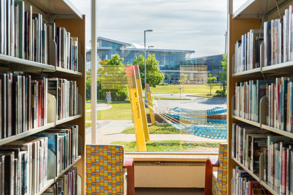 Culture - Outdoor Libraries & Public Spaces